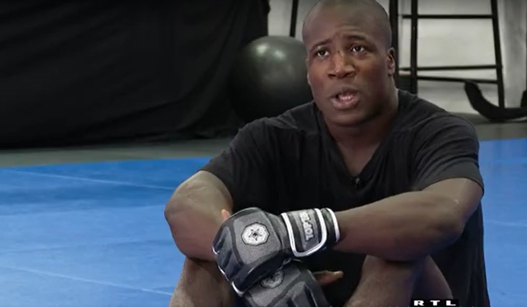 VIDEO MMA borac Abraham rođen u Petrovoj, trebao je 22 godine čekati da ...