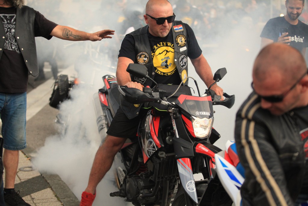 Motosusret u Gospiću: MK Crazy Wolf's osigurali zabavu i humanitarnu akciju | Lika Club